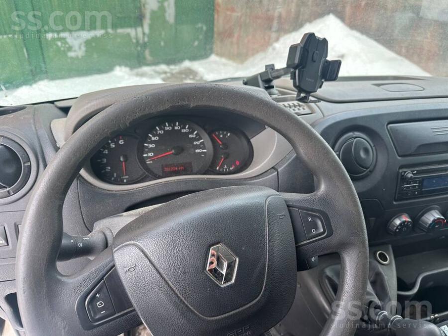 White Renault Master 2015 in Riga, with an engine capacity of 2.30 L and mileage of 381 thousand km for 9900 €, photo 5 on AUTOMOTO.COM.LV