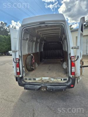 White Renault Master 2015 in Riga, with an engine capacity of 2.30 L and mileage of 481 thousand km for 7300 €, photo 7 on AUTOMOTO.COM.LV