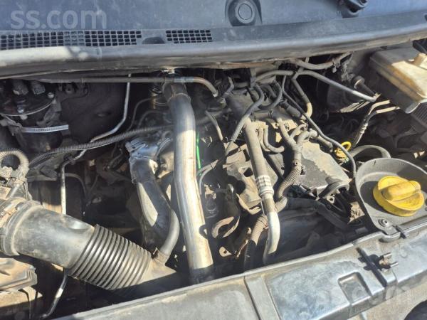 Balts Renault Master 2015 Rīga, ar dzinēja tilpumu 2.30 L un nobraukumu 481 tūkst. km par 7300 €, foto 11 vietnē AUTOMOTO.COM.LV
