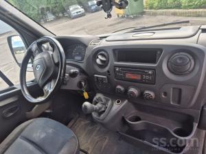 White Renault Master 2015 in Riga, with an engine capacity of 2.30 L and mileage of 481 thousand km for 7300 €, photo 14 on AUTOMOTO.COM.LV