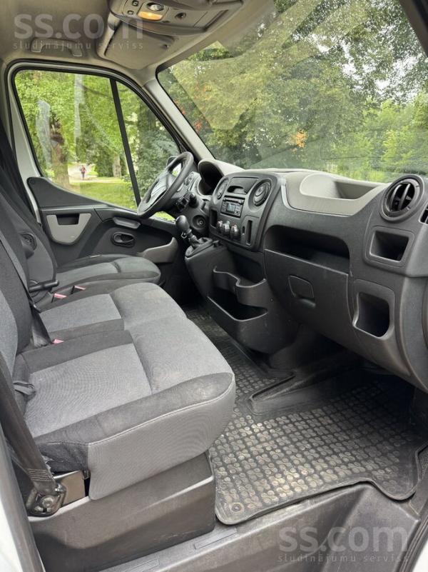 Balts Renault Master 2015 Rīga, ar dzinēja tilpumu 2.30 L un nobraukumu 426 tūkst. km par 6700 €, foto 6 vietnē AUTOMOTO.COM.LV