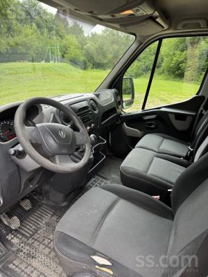 White Renault Master 2015 in Riga, with an engine capacity of 2.30 L and mileage of 426 thousand km for 6700 €, photo 9 on AUTOMOTO.COM.LV