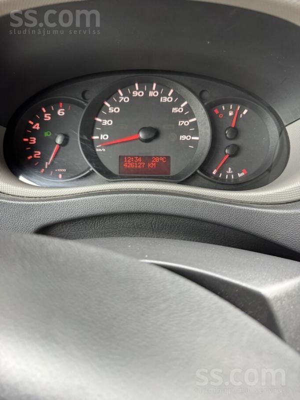 Balts Renault Master 2015 Rīga, ar dzinēja tilpumu 2.30 L un nobraukumu 426 tūkst. km par 6700 €, foto 9 vietnē AUTOMOTO.COM.LV