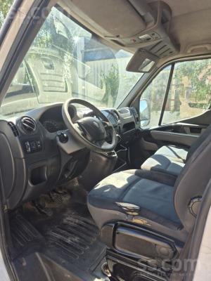 White Renault Master 2015 in Riga, with an engine capacity of 2.30 L and mileage of 312 thousand km for 5000 €, photo 7 on AUTOMOTO.COM.LV