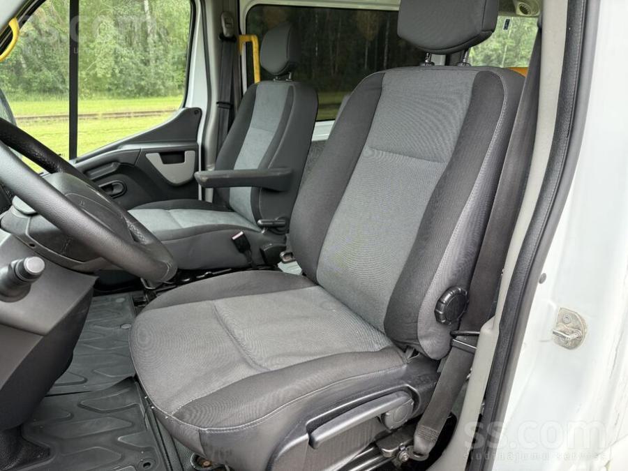 White Renault Master 2015 in Jelgava, with an engine capacity of 2.30 L and mileage of 0 thousand km for 11100 €, photo 9 on AUTOMOTO.COM.LV