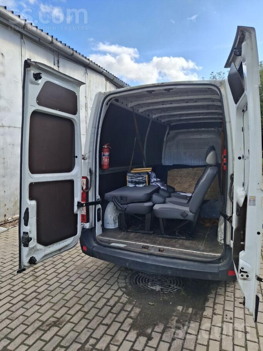 Balts Renault Master 2015 Rīga, ar dzinēja tilpumu 2.30 L un nobraukumu 398 tūkst. km par 6655 €, foto 12 vietnē AUTOMOTO.COM.LV
