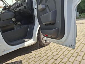 Balts Renault Master 2015 Rīga, ar dzinēja tilpumu 2.30 L un nobraukumu 398 tūkst. km par 6655 €, foto 15 vietnē AUTOMOTO.COM.LV