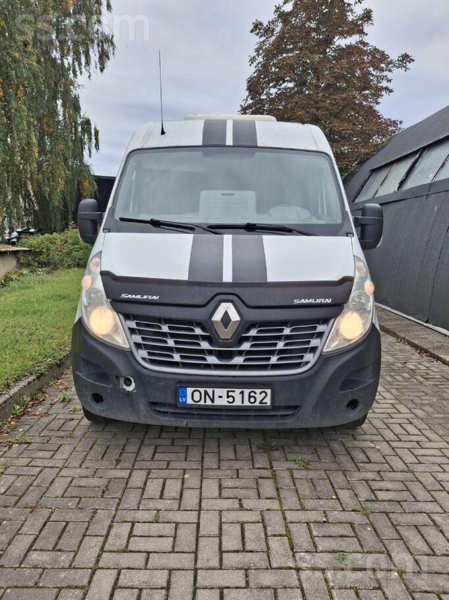 White Renault Master 2015 in Riga, with an engine capacity of 2.30 L and mileage of 768 thousand km for 5990 €, photo 3 on AUTOMOTO.COM.LV