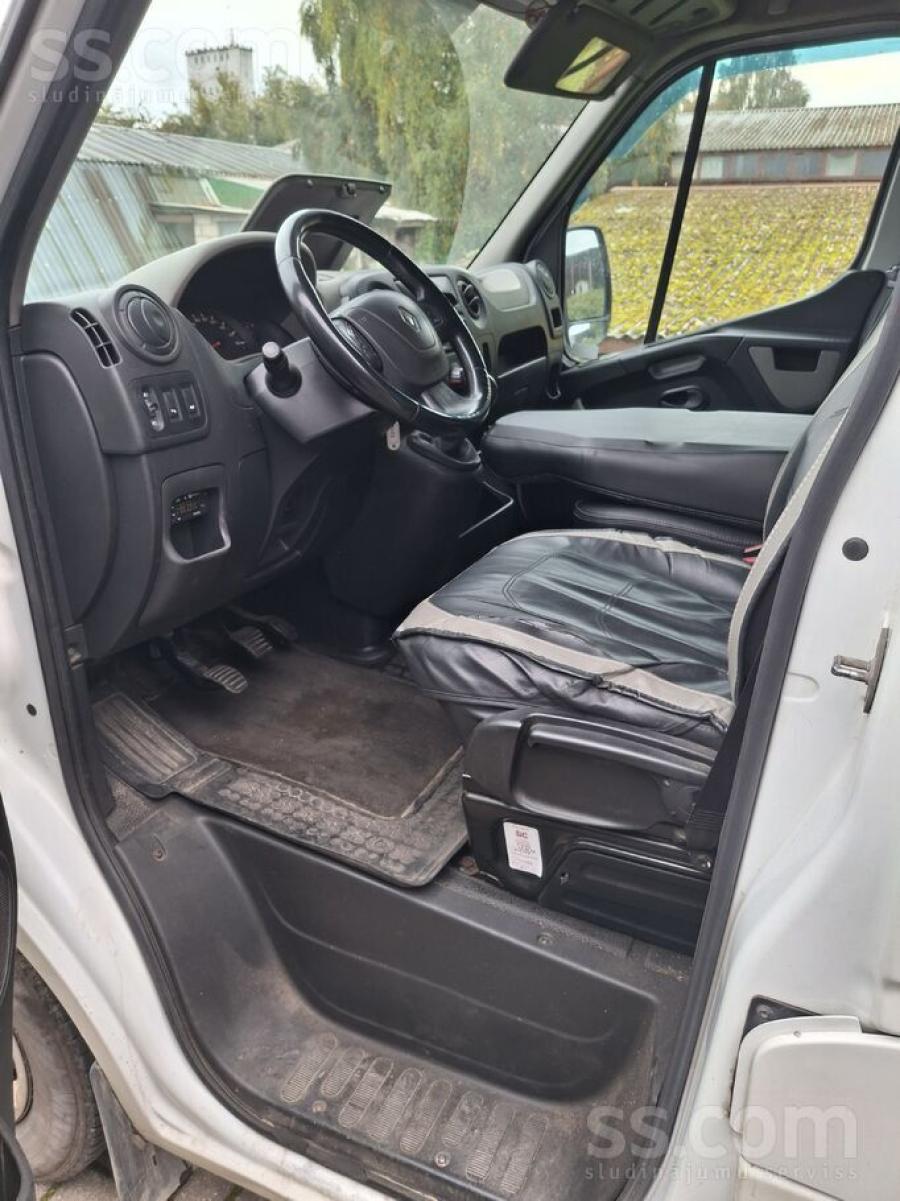 White Renault Master 2015 in Riga, with an engine capacity of 2.30 L and mileage of 768 thousand km for 5990 €, photo 11 on AUTOMOTO.COM.LV