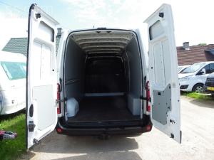 Balts Renault Master 2016 Valka, ar dzinēja tilpumu 2.30 L un nobraukumu 239 tūkst. km par 8900 €, foto 16 vietnē AUTOMOTO.COM.LV