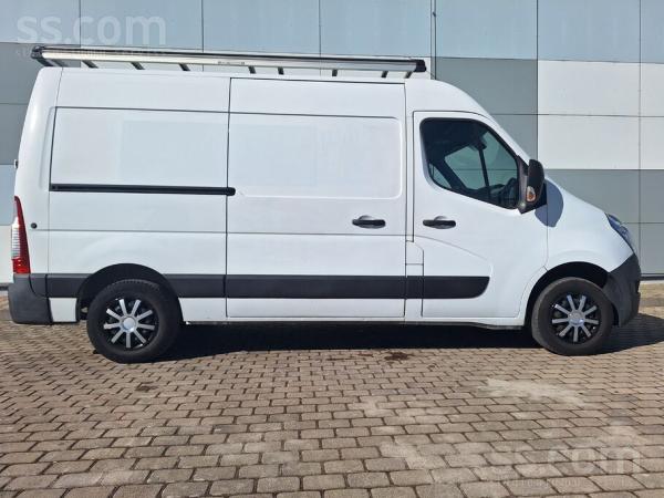 Balts Renault Master 2016 Rīga, ar dzinēja tilpumu 2.30 L un nobraukumu 269 tūkst. km par 7800 €, foto 5 vietnē AUTOMOTO.COM.LV