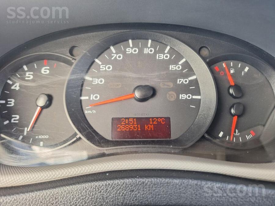 White Renault Master 2016 in Riga, with an engine capacity of 2.30 L and mileage of 269 thousand km for 7800 €, photo 19 on AUTOMOTO.COM.LV