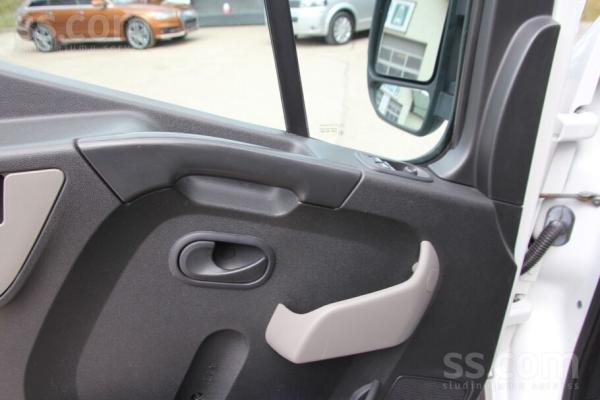 Balts Renault Master 2016 Jelgava, ar dzinēja tilpumu 2.30 L un nobraukumu 389 tūkst. km par 12000 €, foto 9 vietnē AUTOMOTO.COM.LV