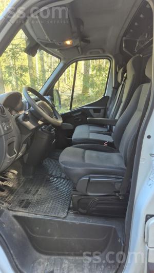 Balts Renault Master 2016 Rīga, ar dzinēja tilpumu 2.30 L un nobraukumu 338 tūkst. km par 10000 €, foto 6 vietnē AUTOMOTO.COM.LV