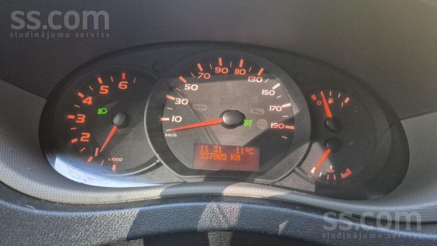 Balts Renault Master 2016 Rīga, ar dzinēja tilpumu 2.30 L un nobraukumu 338 tūkst. km par 10000 €, foto 8 vietnē AUTOMOTO.COM.LV