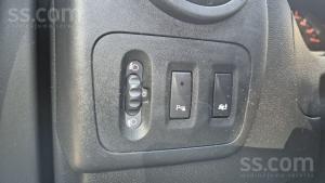 Balts Renault Master 2016 Rīga, ar dzinēja tilpumu 2.30 L un nobraukumu 338 tūkst. km par 10000 €, foto 10 vietnē AUTOMOTO.COM.LV
