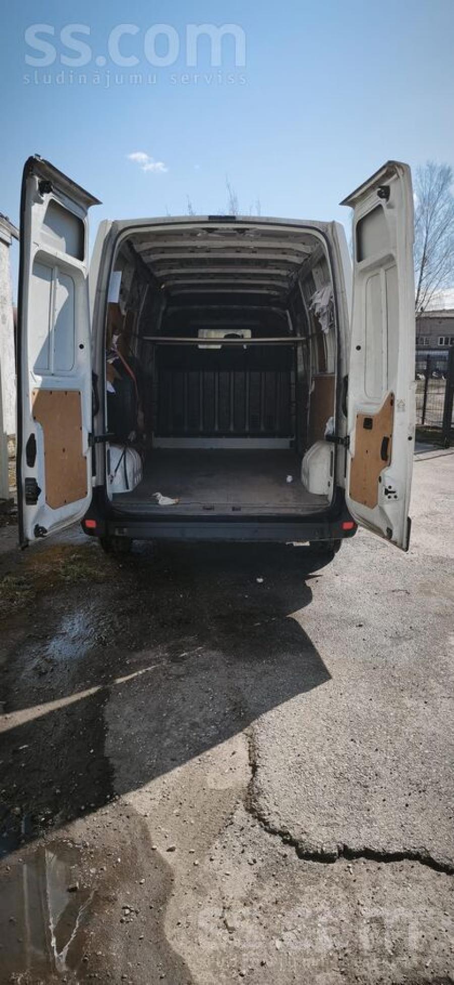 Balts Renault Master 2017 Rīga, ar dzinēja tilpumu 2.30 L un nobraukumu 456 tūkst. km par 6500 €, foto 7 vietnē AUTOMOTO.COM.LV