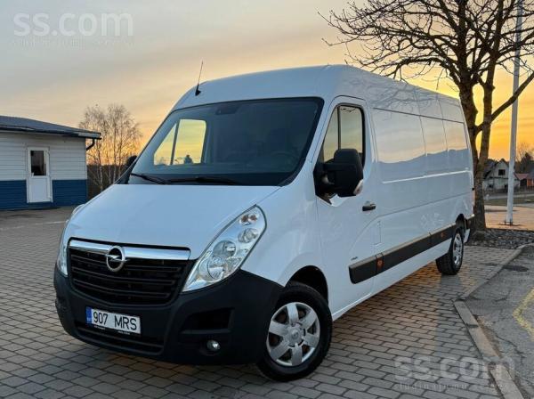 White Renault Master 2018 in Aizkraukle, with an engine capacity of 2.30 L and mileage of 254 thousand km for 8999 €, photo 1 on AUTOMOTO.COM.LV