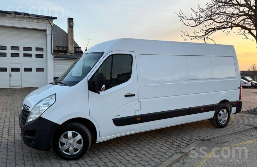 White Renault Master 2018 in Aizkraukle, with an engine capacity of 2.30 L and mileage of 254 thousand km for 8999 €, photo 3 on AUTOMOTO.COM.LV