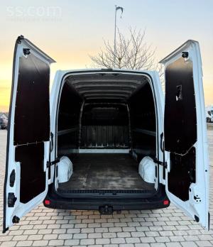 White Renault Master 2018 in Aizkraukle, with an engine capacity of 2.30 L and mileage of 254 thousand km for 8999 €, photo 13 on AUTOMOTO.COM.LV