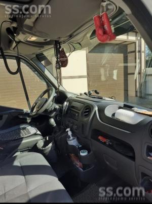 Белый Рено Мастер 2018 в Елгава, объемом двигателя 2.30 л и пробегом 370 тыс. км за 10000 €, фото 5 на AUTOMOTO.COM.LV