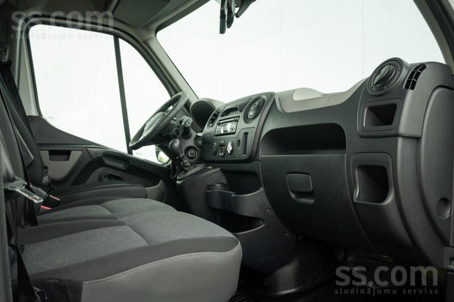 Balts Renault Master 2018 Jelgava, ar dzinēja tilpumu 2.30 L un nobraukumu 405 tūkst. km par 8600 €, foto 8 vietnē AUTOMOTO.COM.LV