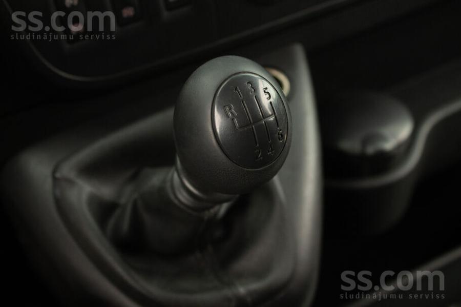Balts Renault Master 2018 Jelgava, ar dzinēja tilpumu 2.30 L un nobraukumu 405 tūkst. km par 8600 €, foto 11 vietnē AUTOMOTO.COM.LV