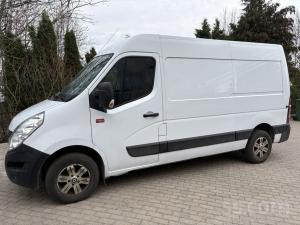 White Renault Master 2018 in Riga, with an engine capacity of 2.30 L and mileage of 326 thousand km for 8950 €, photo  on AUTOMOTO.COM.LV