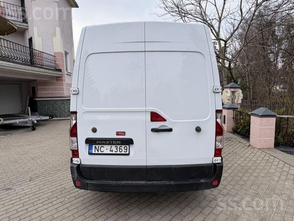 Balts Renault Master 2018 Rīga, ar dzinēja tilpumu 2.30 L un nobraukumu 326 tūkst. km par 8950 €, foto 10 vietnē AUTOMOTO.COM.LV