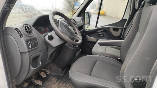 Balts Renault Master 2018 Rīga, ar dzinēja tilpumu 2.30 L un nobraukumu 336 tūkst. km par 9100 €, foto 7 vietnē AUTOMOTO.COM.LV