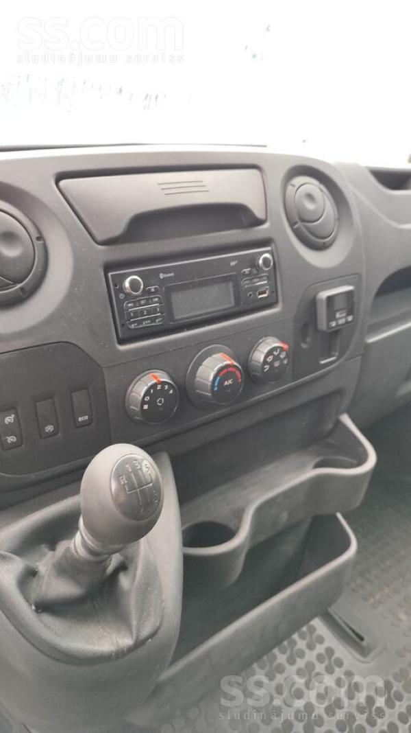 Balts Renault Master 2018 Rīga, ar dzinēja tilpumu 2.30 L un nobraukumu 336 tūkst. km par 9100 €, foto 8 vietnē AUTOMOTO.COM.LV