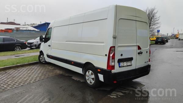 White Renault Master 2018 in Riga, with an engine capacity of 2.30 L and mileage of 336 thousand km for 9100 €, photo 4 on AUTOMOTO.COM.LV