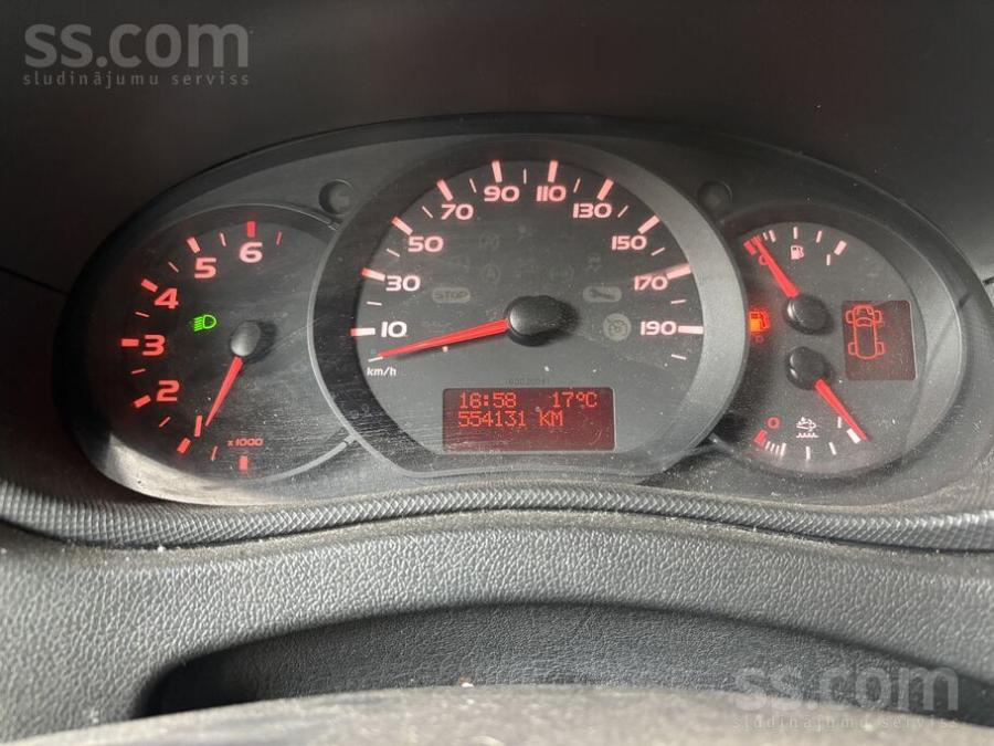 White Renault Master 2018 in Riga, with an engine capacity of 2.30 L and mileage of 556 thousand km for 5500 €, photo 7 on AUTOMOTO.COM.LV
