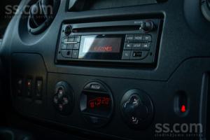 White Renault Master 2018 in Jelgava, with an engine capacity of 2.30 L and mileage of 408 thousand km for 6700 €, photo 16 on AUTOMOTO.COM.LV