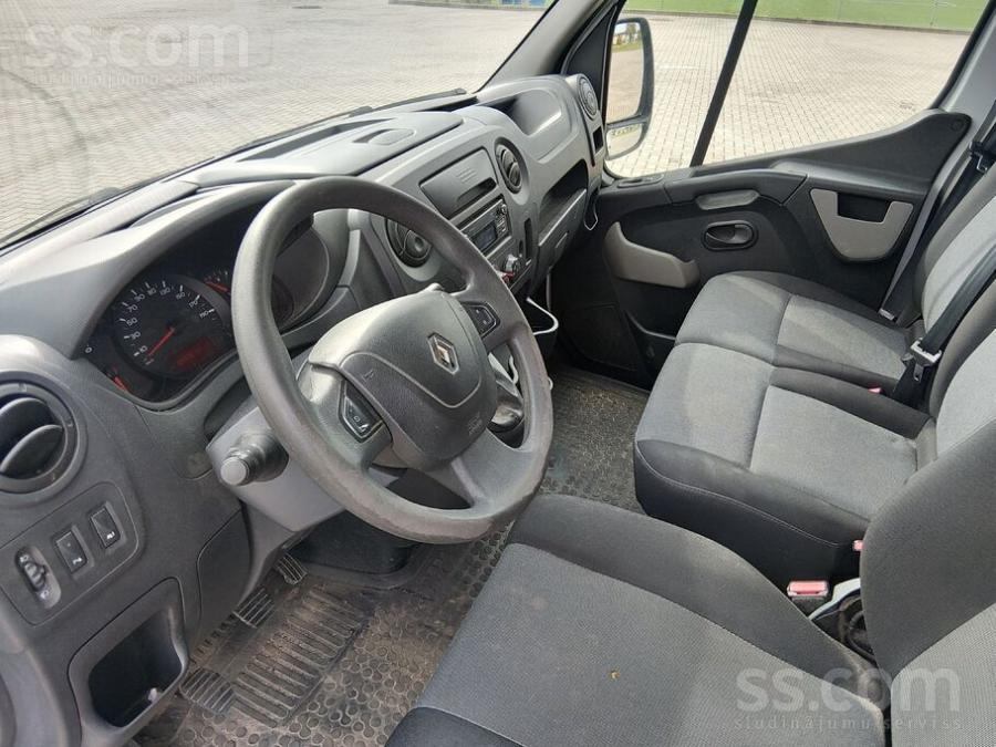 White Renault Master 2018 in Valmiera, with an engine capacity of 2.30 L and mileage of 258 thousand km for 9600 €, photo 8 on AUTOMOTO.COM.LV