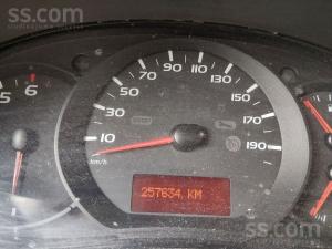 White Renault Master 2018 in Valmiera, with an engine capacity of 2.30 L and mileage of 258 thousand km for 9600 €, photo 9 on AUTOMOTO.COM.LV