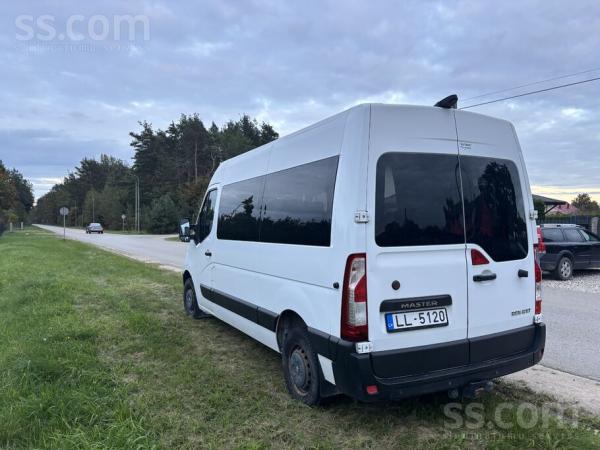 White Renault Master 2018 in Riga, with an engine capacity of 2.30 L and mileage of 198 thousand km for 12500 €, photo 7 on AUTOMOTO.COM.LV