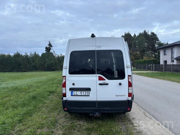 White Renault Master 2018 in Riga, with an engine capacity of 2.30 L and mileage of 198 thousand km for 12500 €, photo 8 on AUTOMOTO.COM.LV