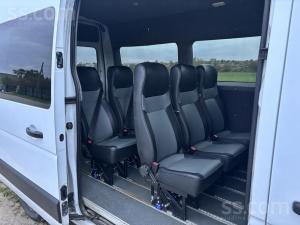 White Renault Master 2018 in Riga, with an engine capacity of 2.30 L and mileage of 198 thousand km for 12500 €, photo 17 on AUTOMOTO.COM.LV