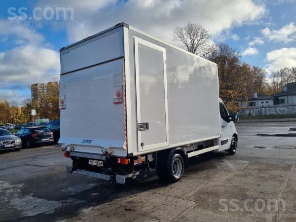Balts Renault Master 2019 Rīga, ar dzinēja tilpumu 2.30 L un nobraukumu 131 tūkst. km par 23900 €, foto 3 vietnē AUTOMOTO.COM.LV