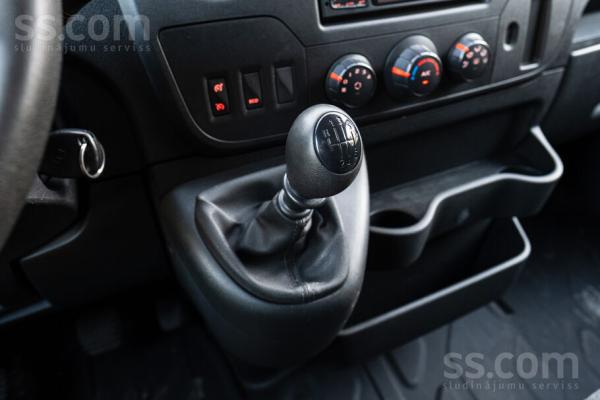 Balts Renault Master 2019 Rīga, ar dzinēja tilpumu 2.30 L un nobraukumu 116 tūkst. km par 13850 €, foto 9 vietnē AUTOMOTO.COM.LV