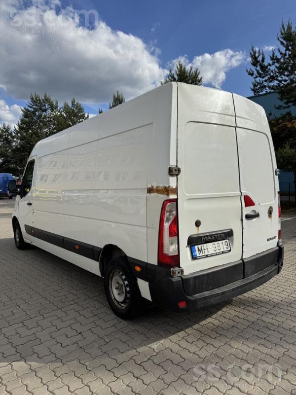 Balts Renault Master 2019 Rīga, ar dzinēja tilpumu 2.30 L un nobraukumu 607 tūkst. km par 2900 €, foto 3 vietnē AUTOMOTO.COM.LV
