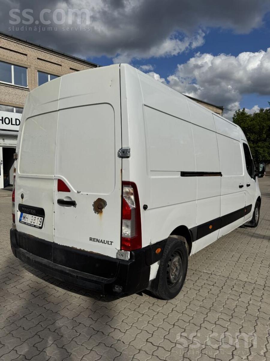 Balts Renault Master 2019 Rīga, ar dzinēja tilpumu 2.30 L un nobraukumu 607 tūkst. km par 2900 €, foto 5 vietnē AUTOMOTO.COM.LV