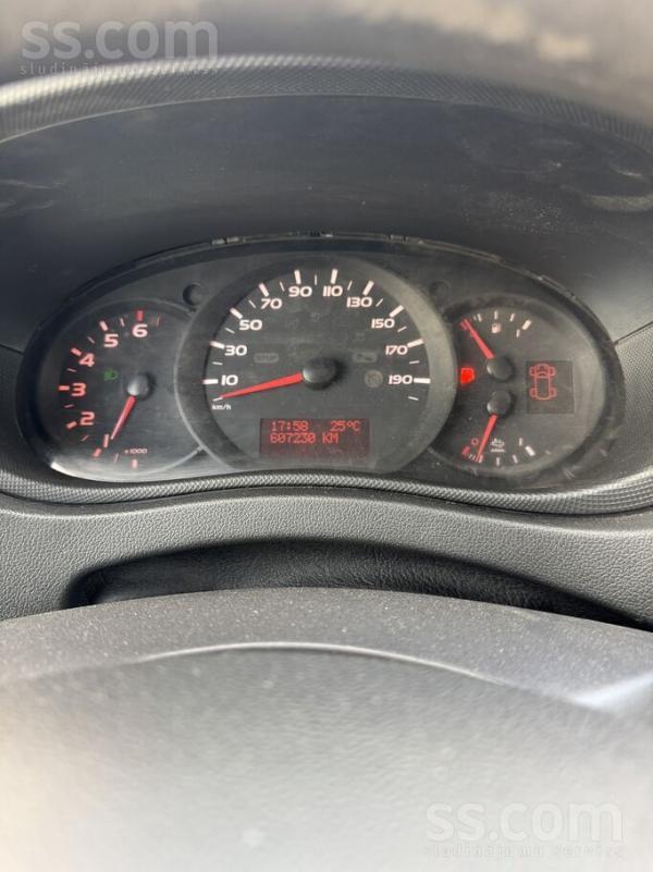 Balts Renault Master 2019 Rīga, ar dzinēja tilpumu 2.30 L un nobraukumu 607 tūkst. km par 2900 €, foto 8 vietnē AUTOMOTO.COM.LV