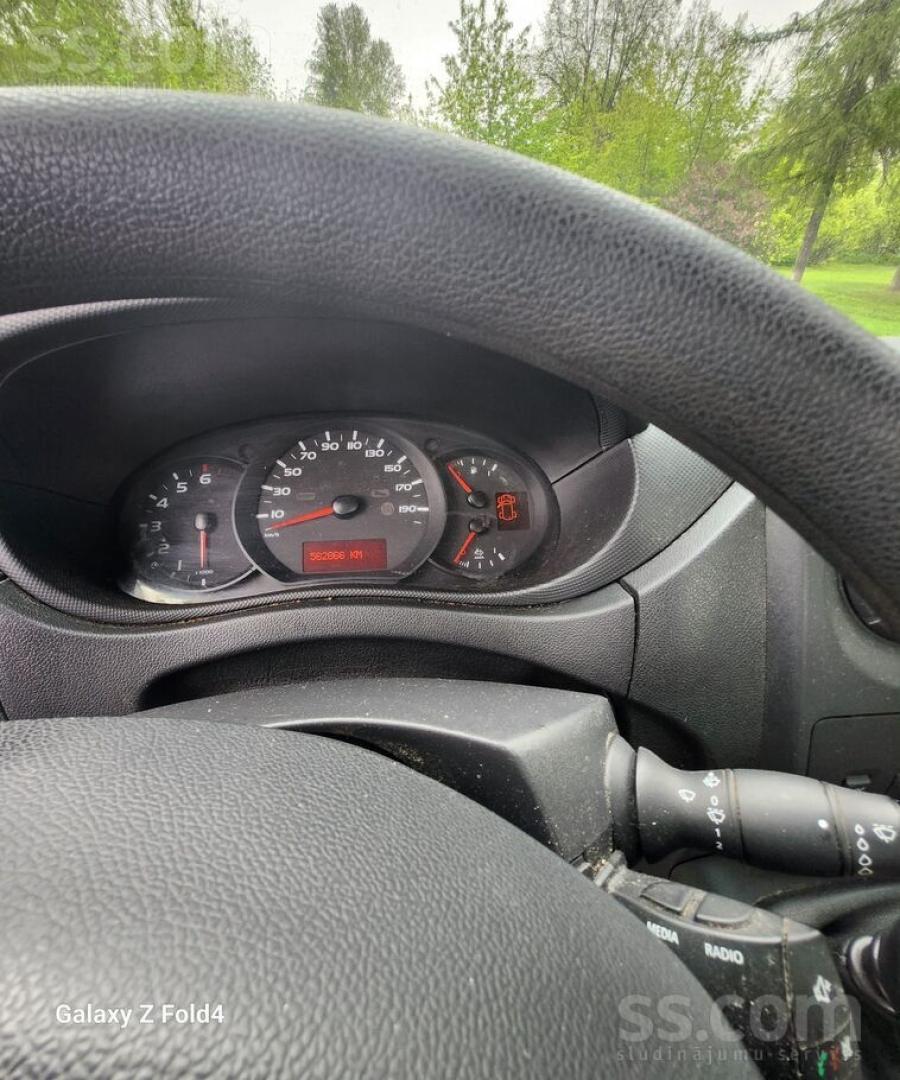 Balts Renault Master 2019 Rīga, ar dzinēja tilpumu 2.30 L un nobraukumu 563 tūkst. km par 7000 €, foto 8 vietnē AUTOMOTO.COM.LV