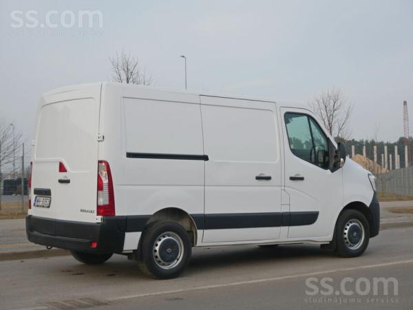 White Renault Master 2019 in Riga, with an engine capacity of 2.30 L and mileage of 299 thousand km for 10700 €, photo 8 on AUTOMOTO.COM.LV