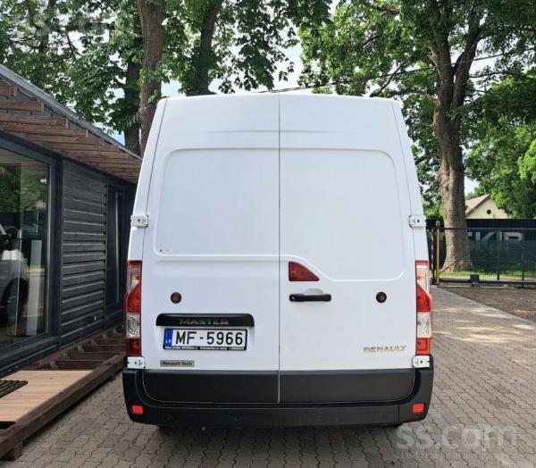 White Renault Master 2019 in Riga, with an engine capacity of 2.30 L and mileage of 0 thousand km for 19239 €, photo 8 on AUTOMOTO.COM.LV