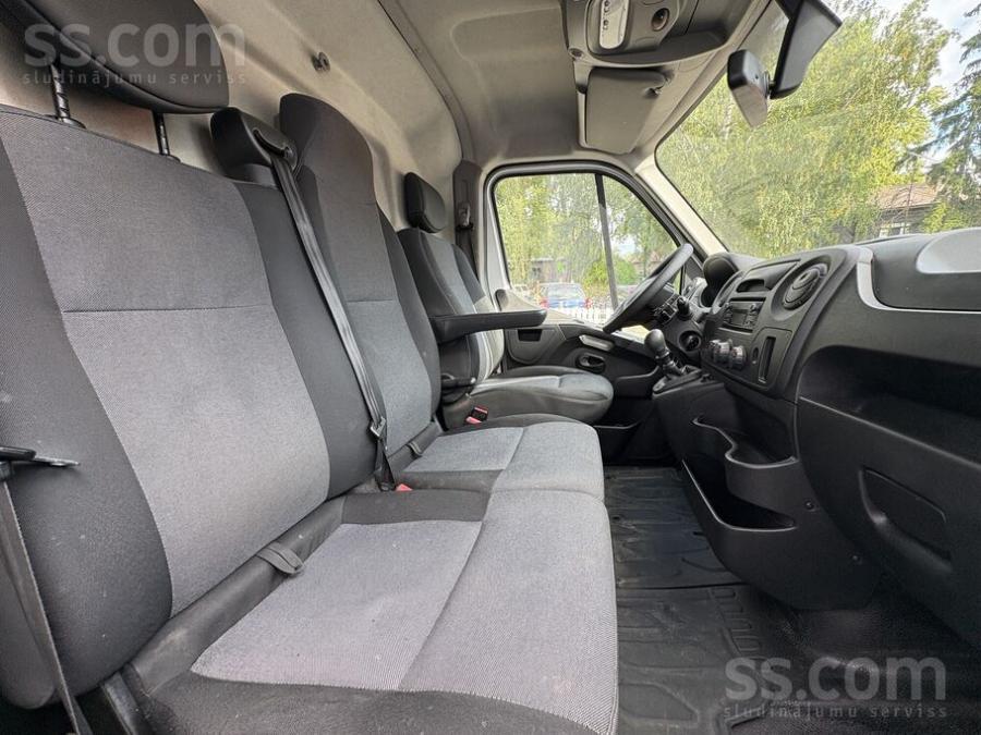 White Renault Master 2019 in Riga, with an engine capacity of 2.30 L and mileage of 0 thousand km for 11000 €, photo 12 on AUTOMOTO.COM.LV