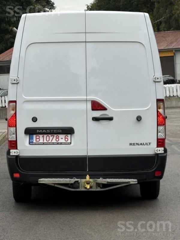 White Renault Master 2019 in Riga, with an engine capacity of 2.30 L and mileage of 0 thousand km for 10500 €, photo 6 on AUTOMOTO.COM.LV