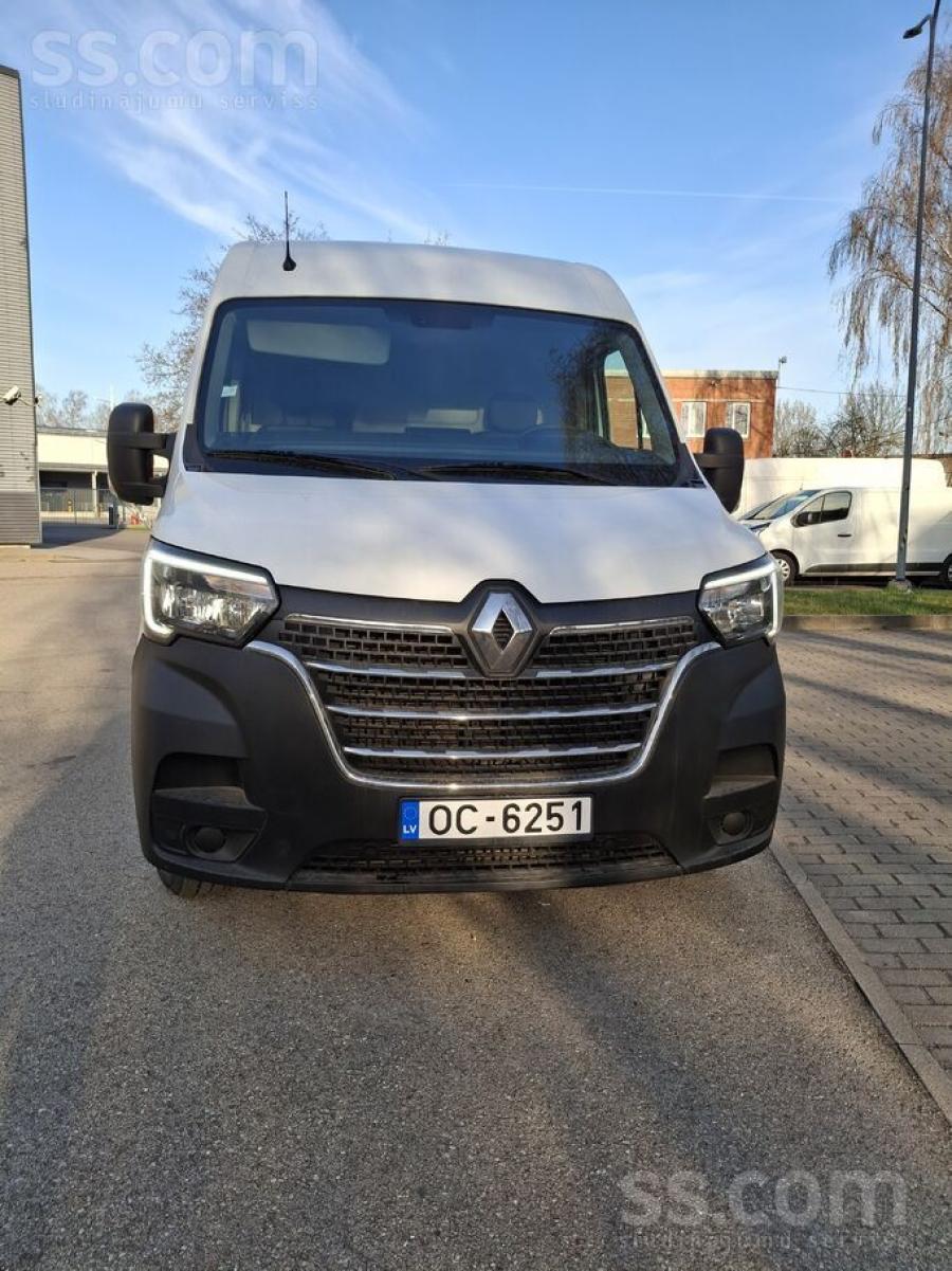 White Renault Master 2020 in Riga, with an engine capacity of 2.30 L and mileage of 114 thousand km for 14990 €, photo 2 on AUTOMOTO.COM.LV